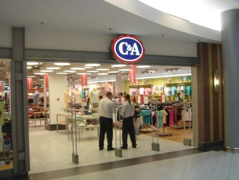 UK's Iconic Shops of the 80s, 90s, and 00s That No Longer Exist